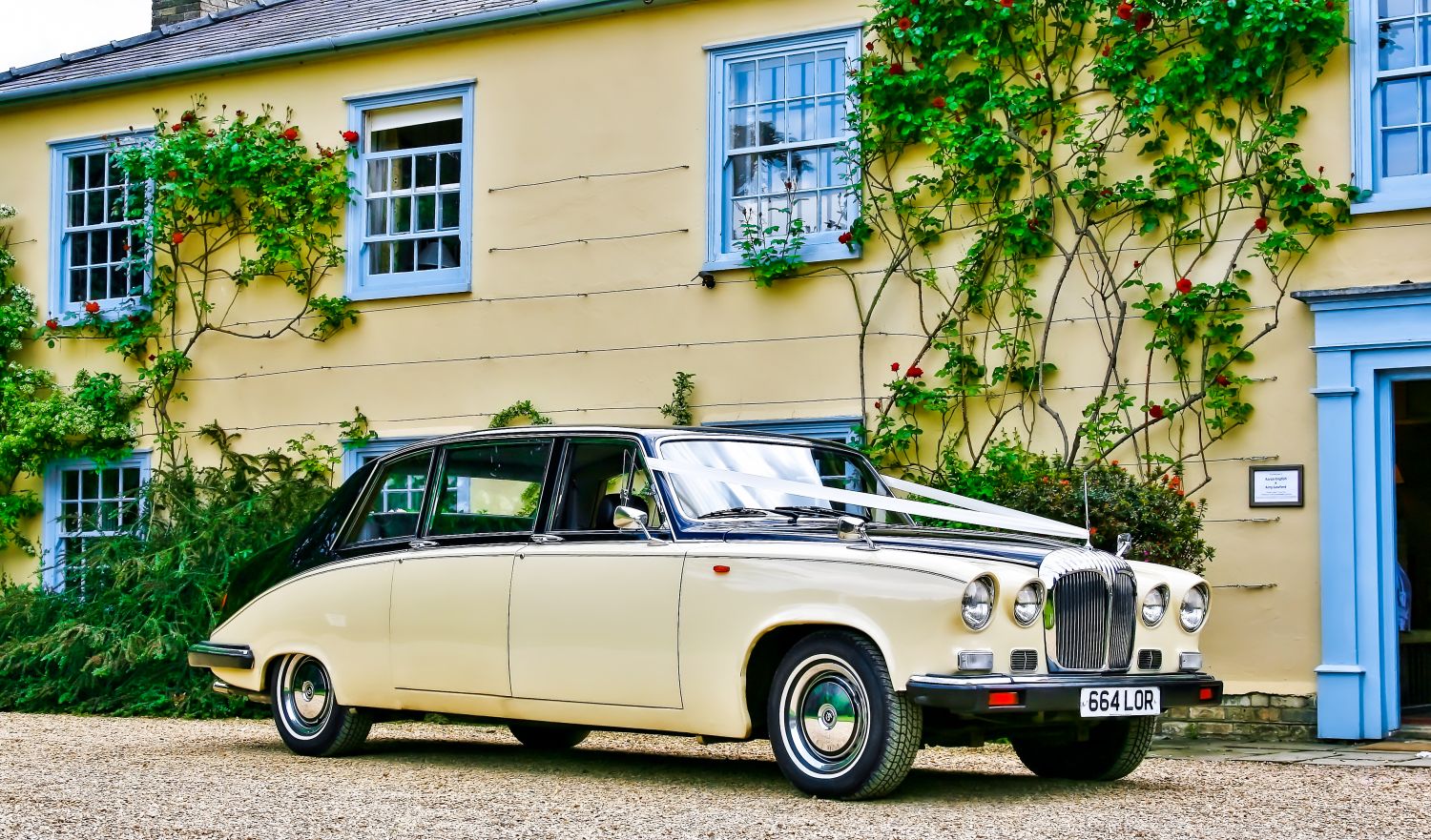 Ivory Baroness V Wedding Hire Car Classic Hire Car - Lord Cars